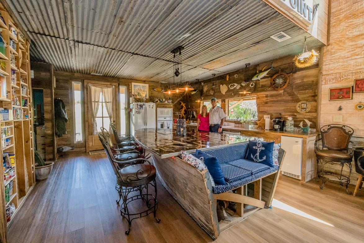 The house that would make Johnny Cash proud - PK Magazine