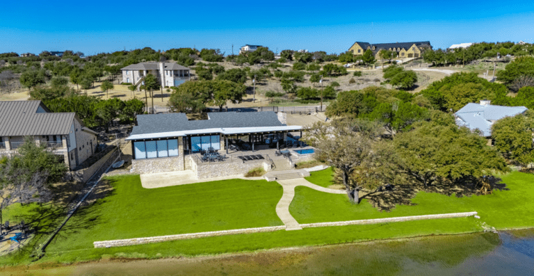 Hell’s Gate remodel turns into ultimate family retreat - PK Magazine